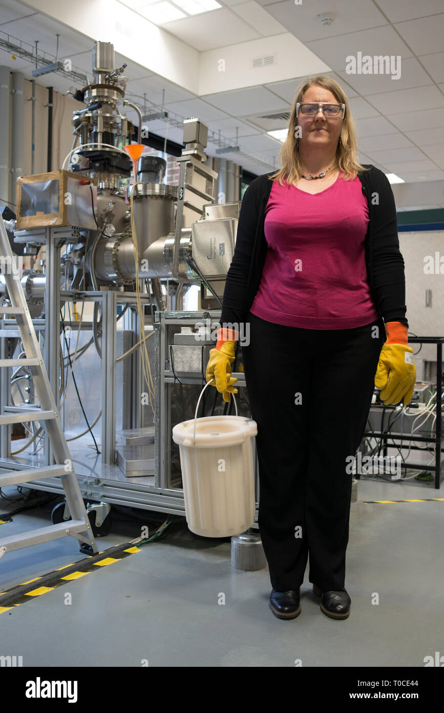 University science lab hi-res stock photography and images - Alamy