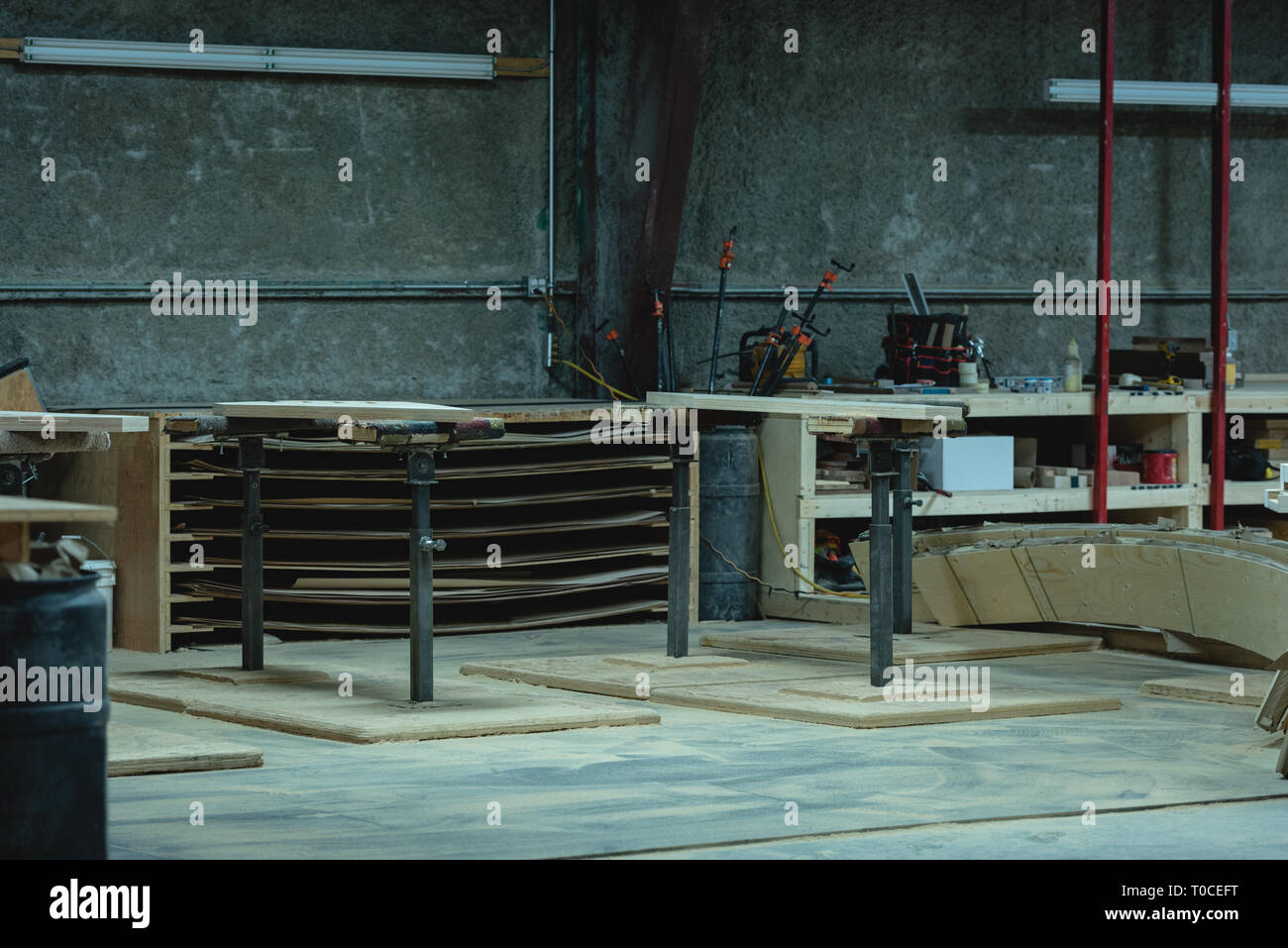 Carpenters wood machinery hi-res stock photography and images - Alamy