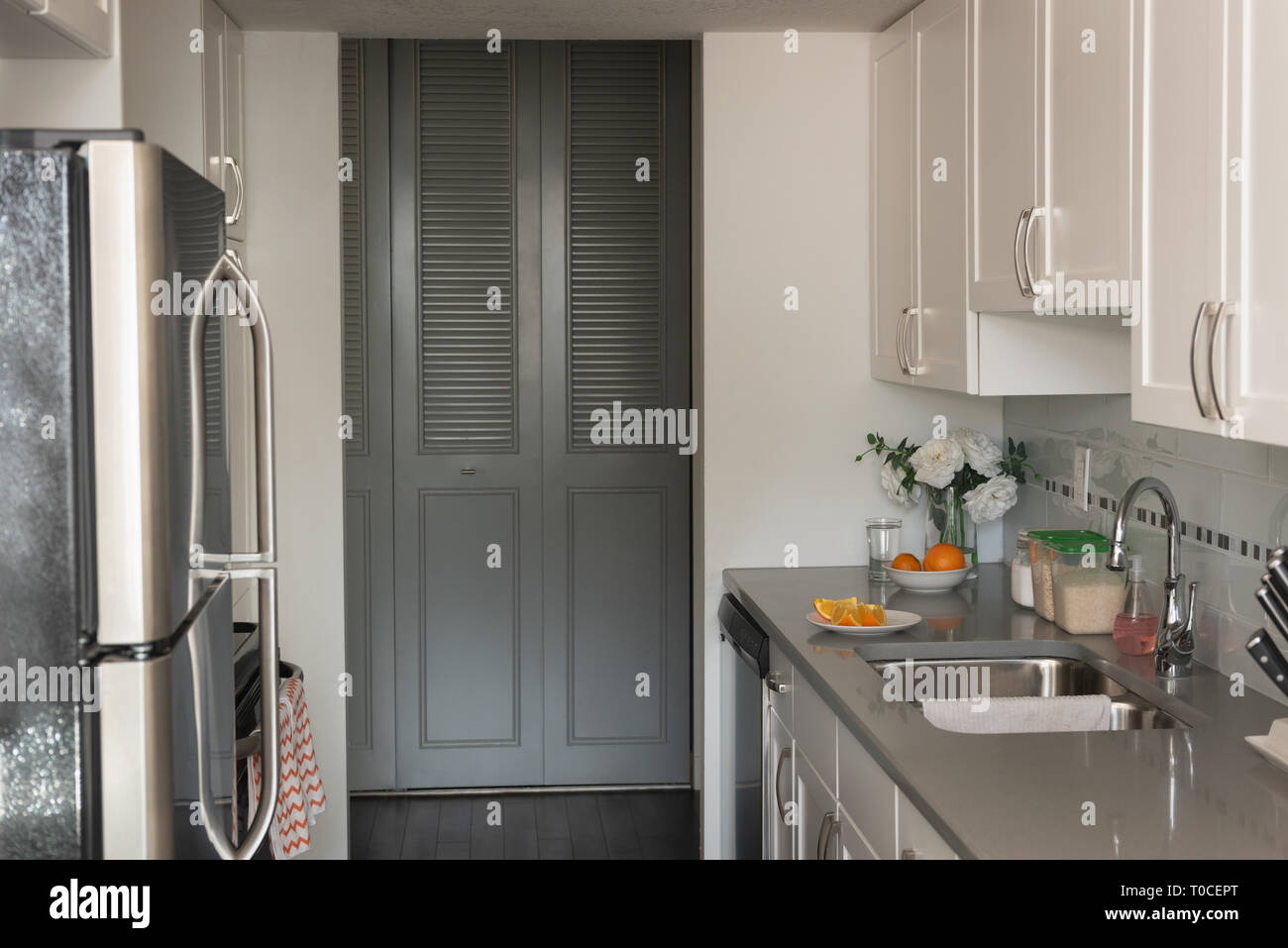 Image of kitchen room Stock Photo - Alamy