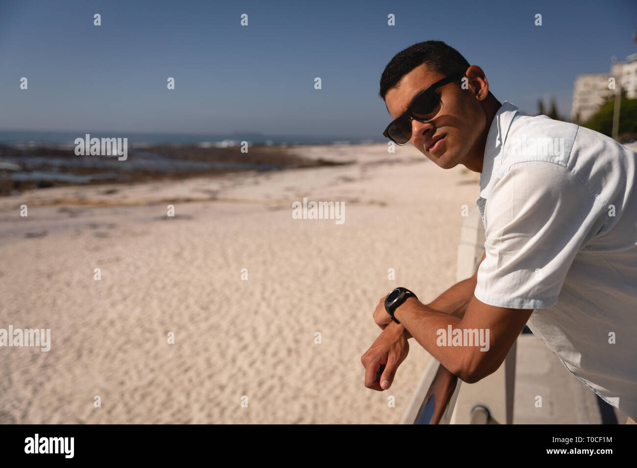 Man standing camera hi-res stock photography and images - Alamy