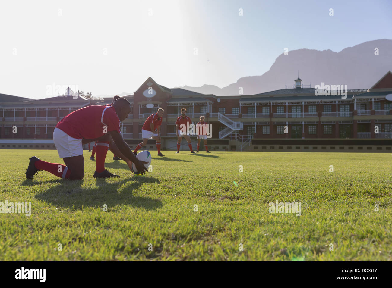 Male stand hi-res stock photography and images - Alamy