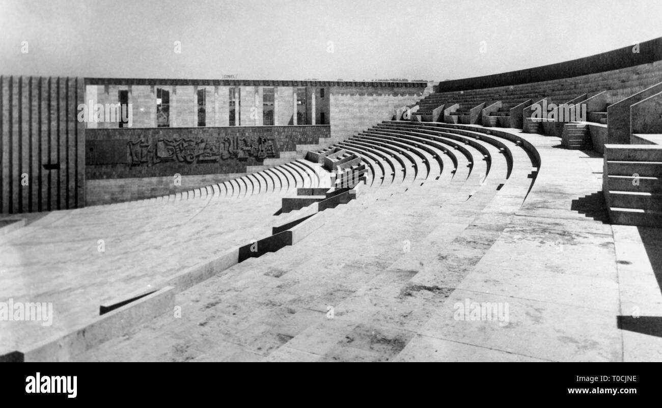 Arena flegrea hi-res stock photography and images - Alamy