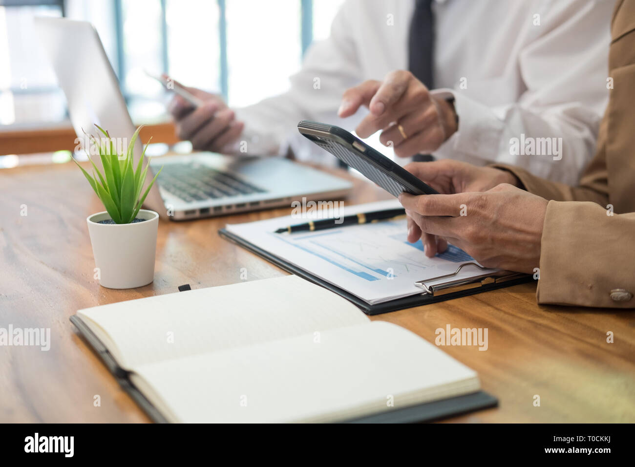 Teamwork Startup Project Planning making great discussion team Meeting ...