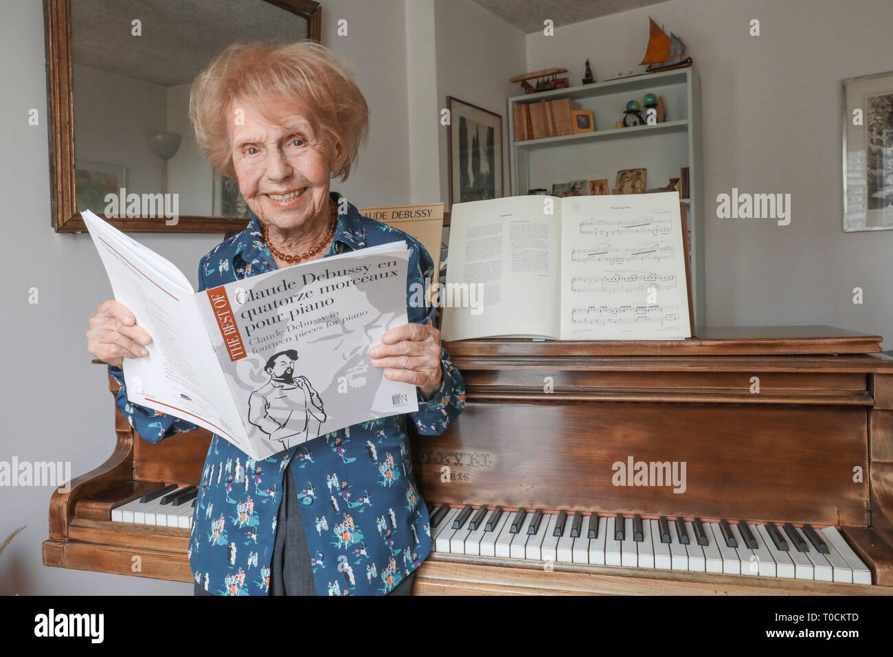 Colette maze hi-res stock photography and images - Alamy