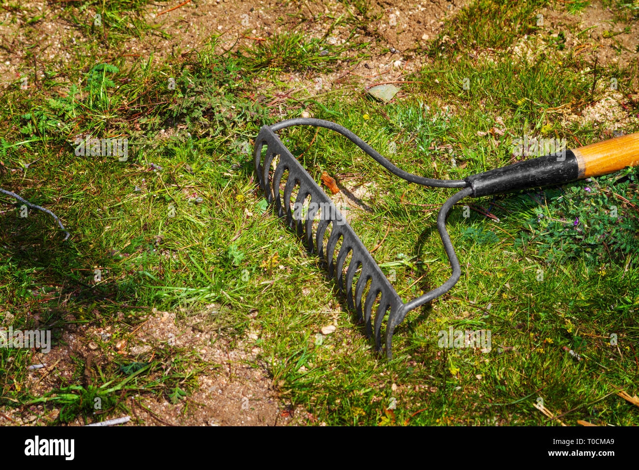 Outdoor yard cleaning tools hi-res stock photography and images - Alamy