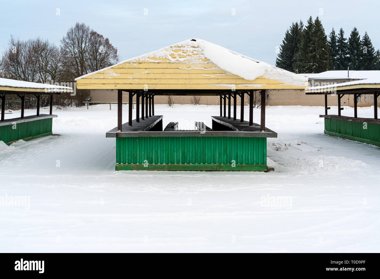 Old kiosks in an empty market square Stock Photo - Alamy