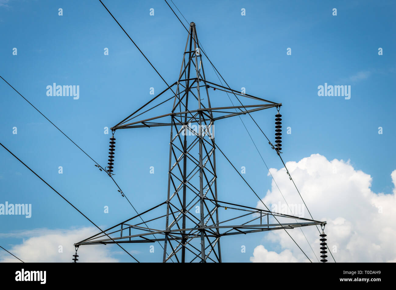 Power lines india hi-res stock photography and images - Alamy
