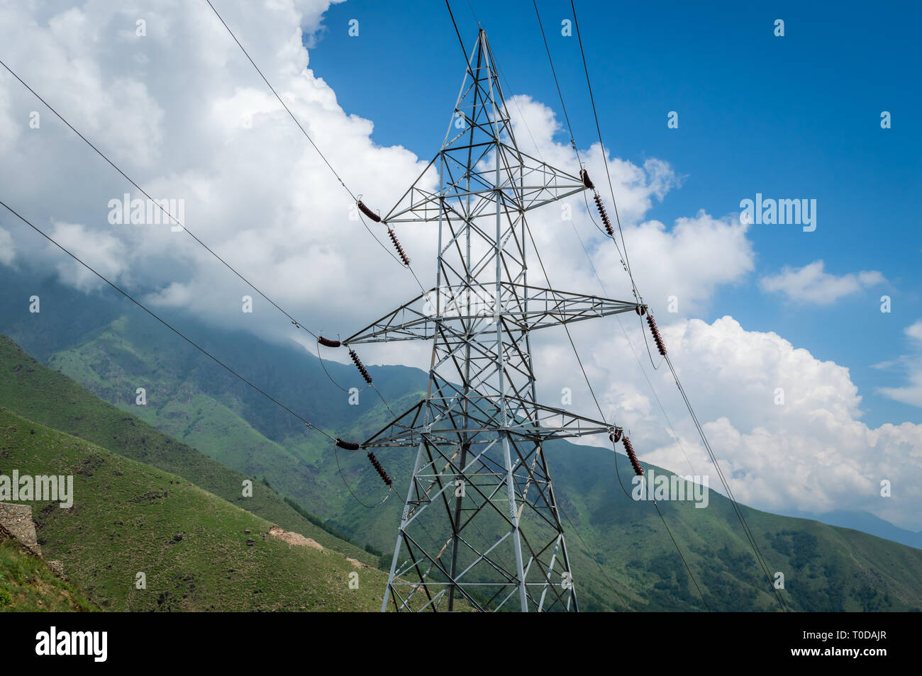 Lattice transmission tower hi-res stock photography and images - Alamy