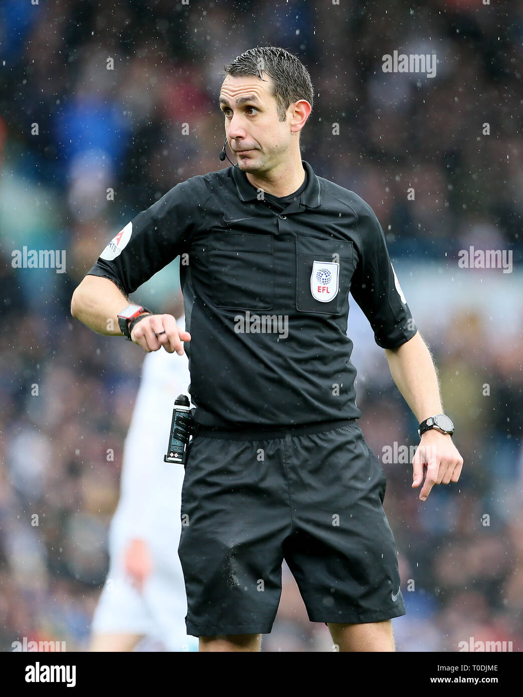 Match referee David Coote Stock Photo - Alamy