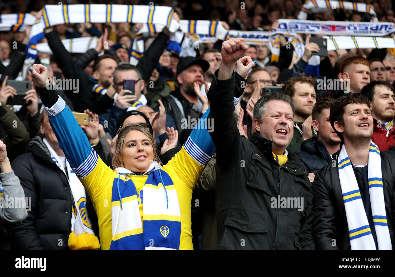Leeds United fans react in the stands Stock Photo - Alamy Leeds United fans react in the stands Stock Photo - Alamy