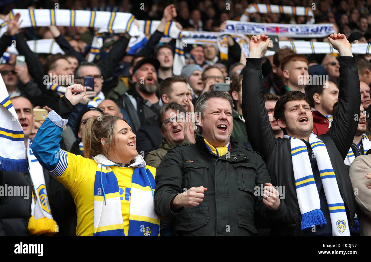 Leeds united fans stands hi-res stock photography and images - Alamy