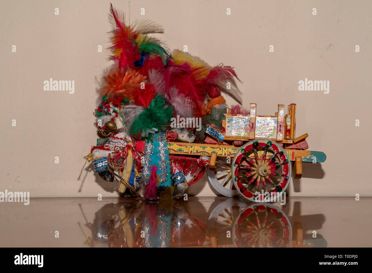 historic Sicily chariot colorful model detail Stock Photo - Alamy