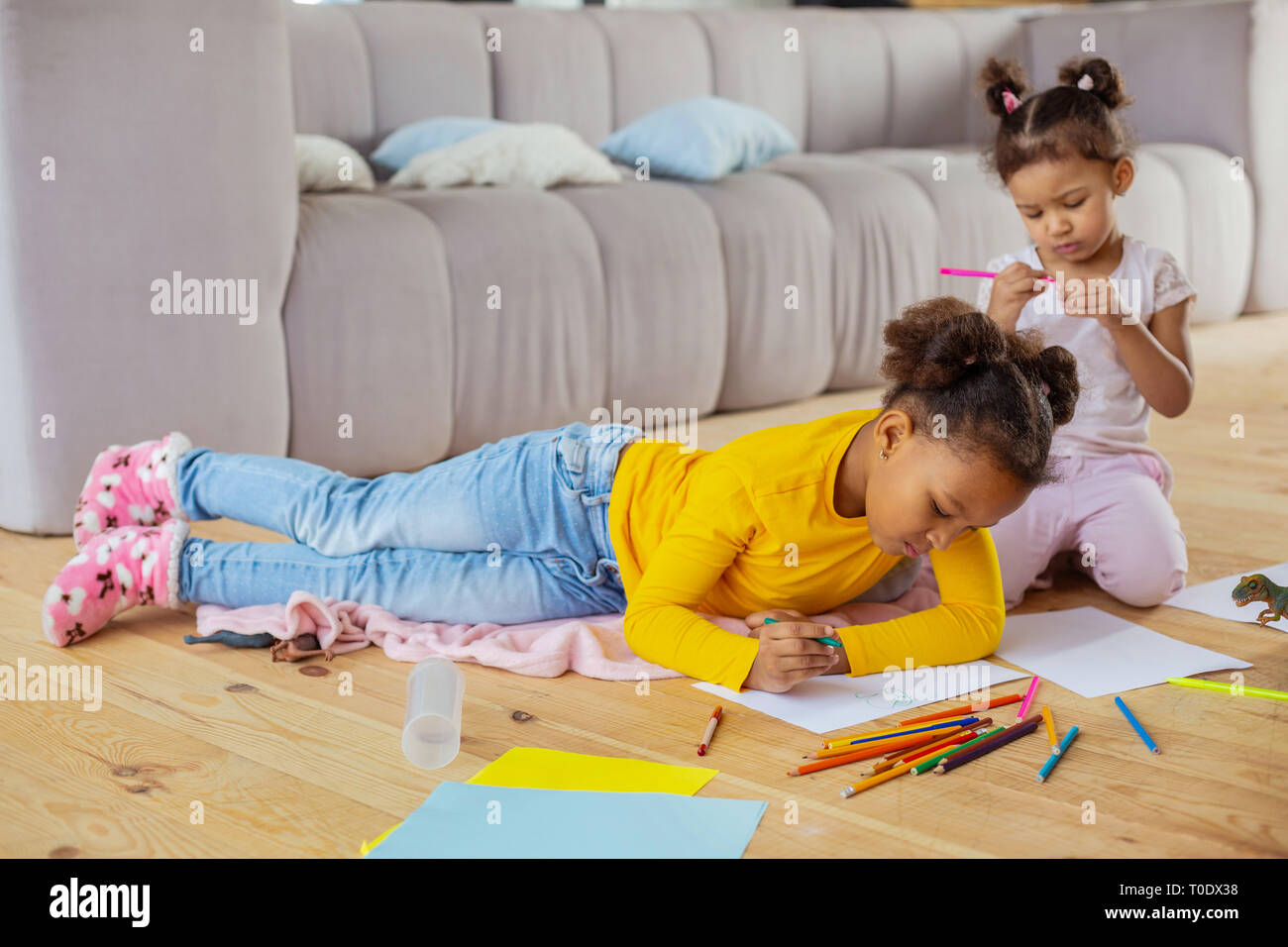 Bored sisters hi-res stock photography and images - Alamy