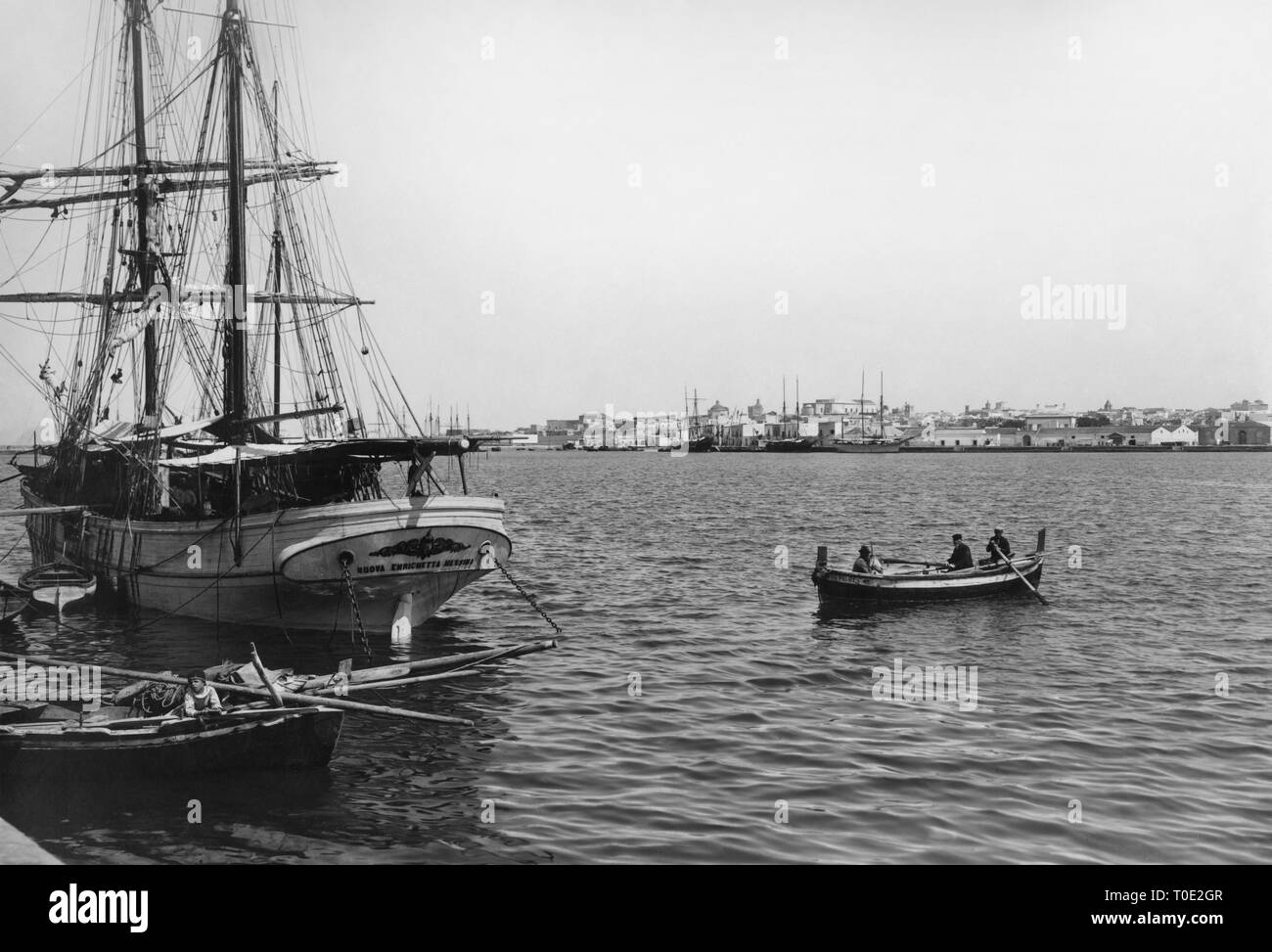 Marsala harbour hi-res stock photography and images - Alamy