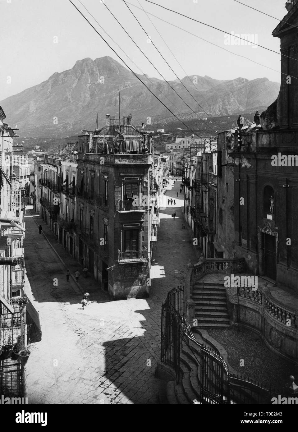 Termini Black and White Stock Photos & Images - Alamy