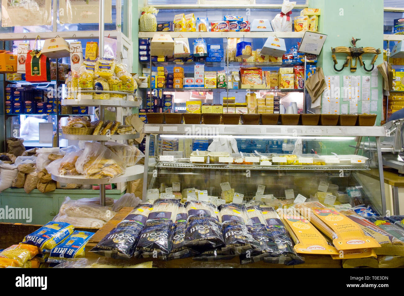 Traditional Italian deli Lina Stores London, Soho Stock Photo - Alamy