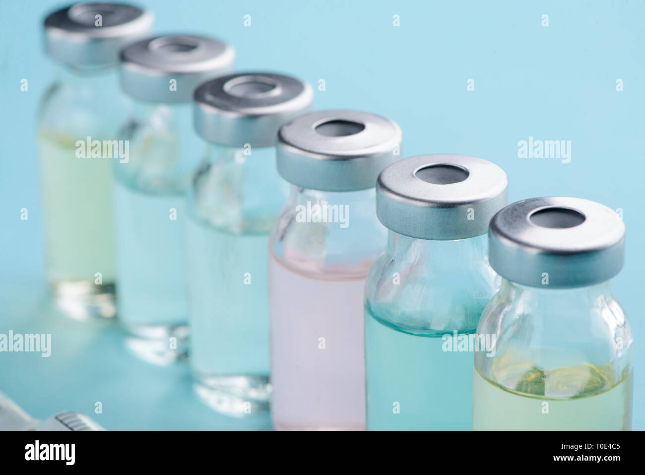 Line of injection vials Stock Photo - Alamy