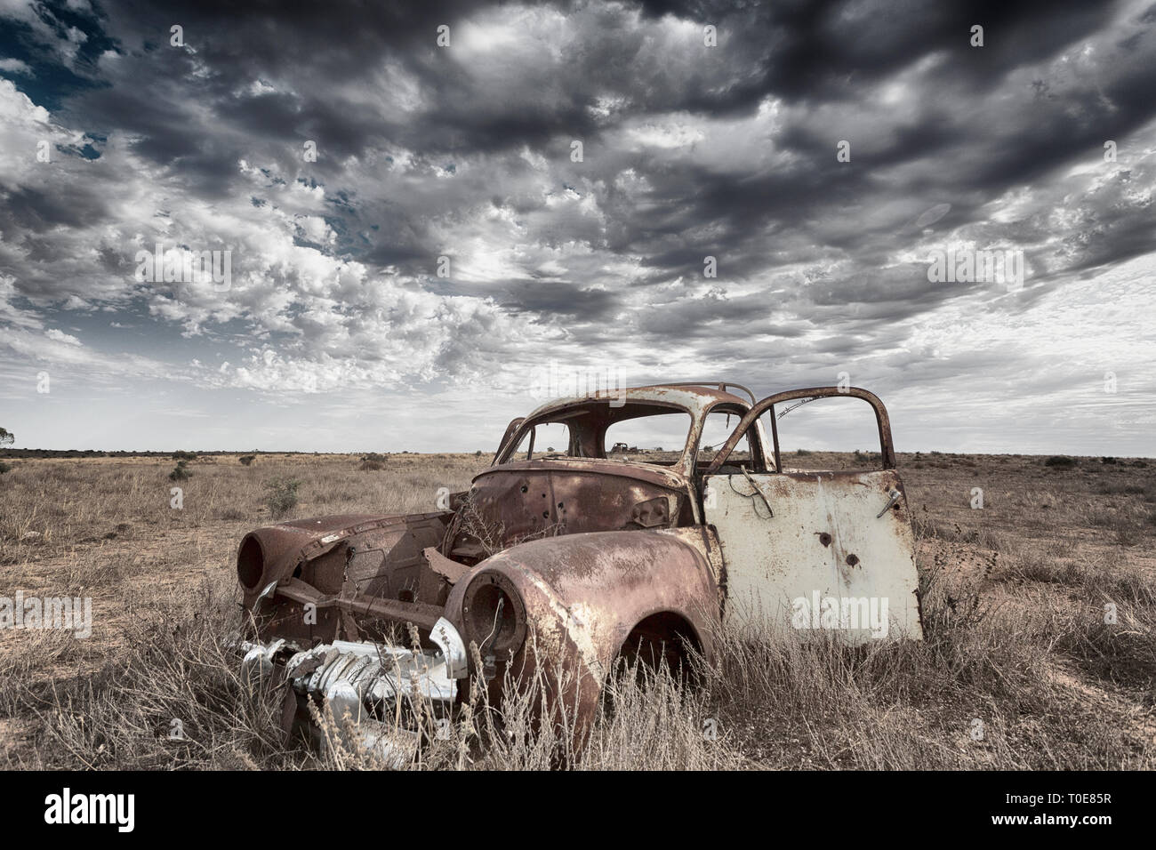 Vintage car australia outback hi-res stock photography and images - Alamy