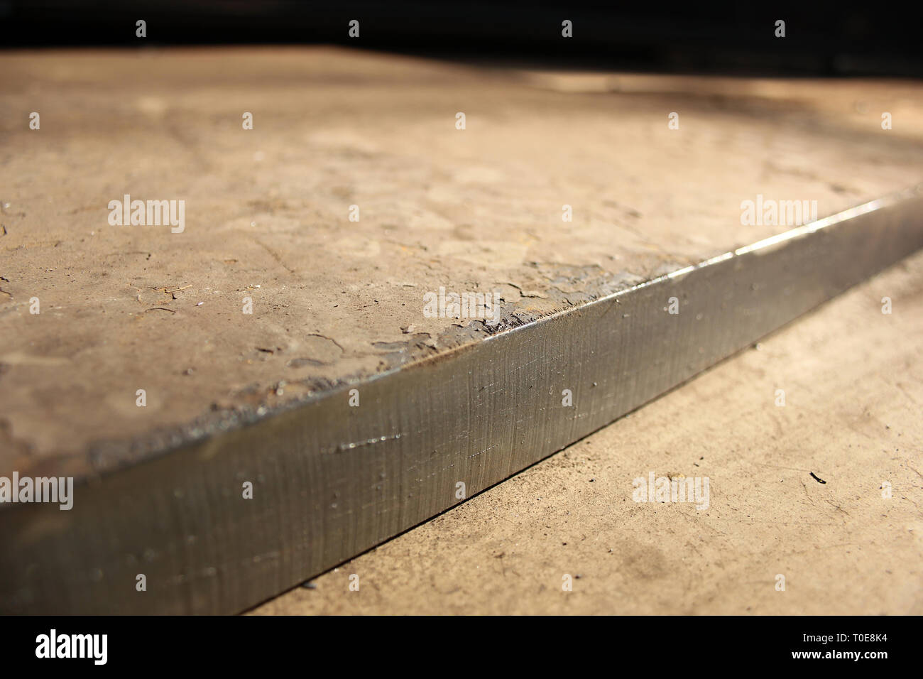 Molten metal circle hi-res stock photography and images - Alamy