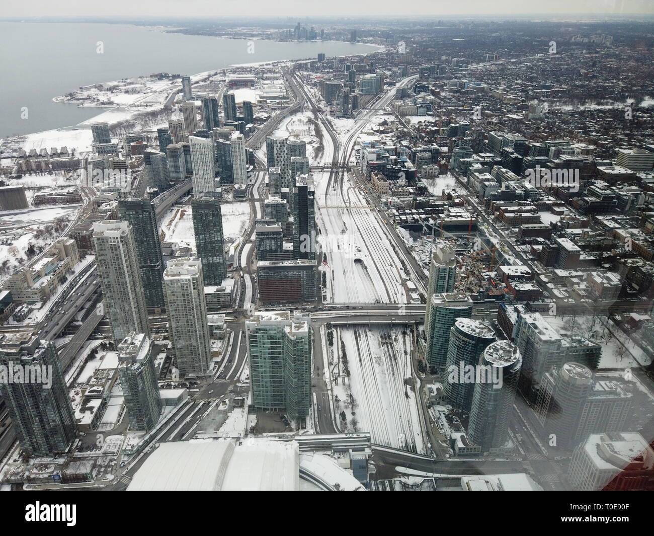 Toronto skyline aerial hi-res stock photography and images - Alamy