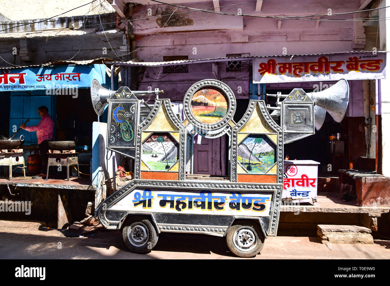 Indian Public Address vehicle, Bundi, Rajasthan, India Stock Photo - Alamy