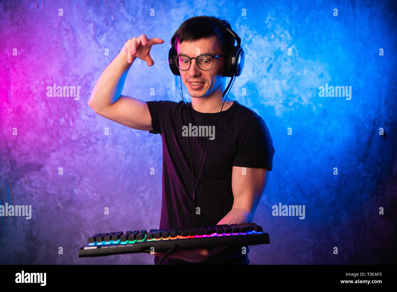 Play internet hi-res stock photography and images - Alamy