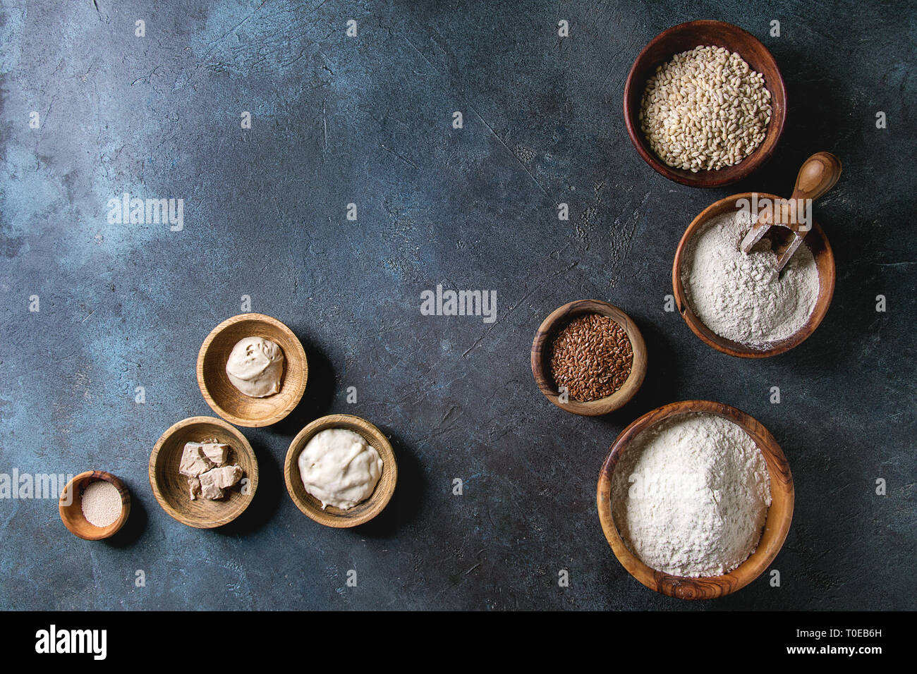 Variety of flour and grains Stock Photo - Alamy