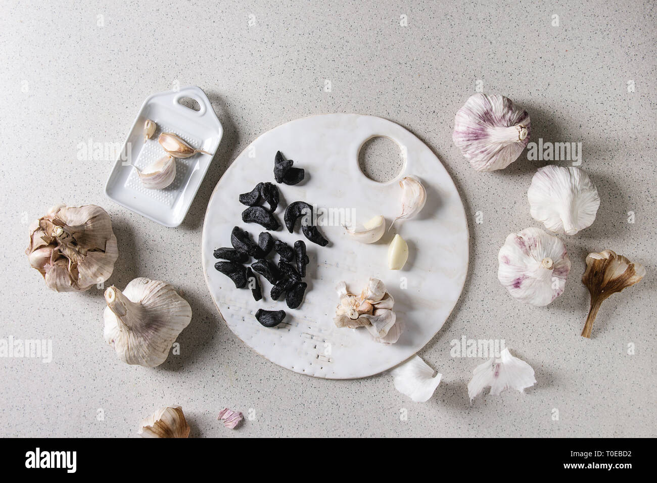 Group of garlic Stock Photo - Alamy