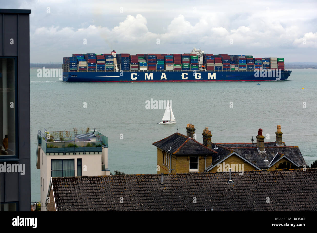 Southampton container terminal hi-res stock photography and images - Alamy