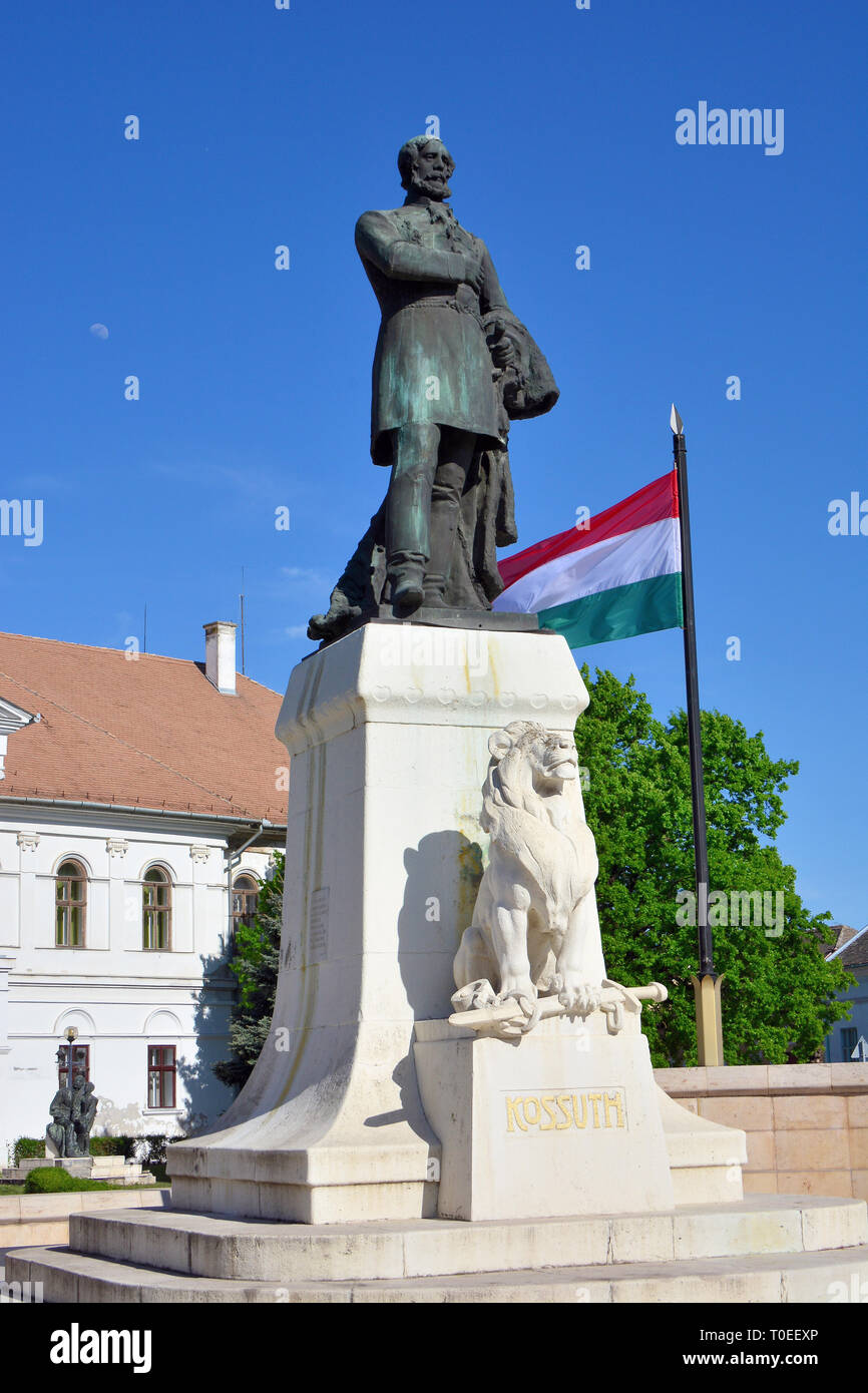 Statue of lajos kossuth hi-res stock photography and images - Alamy