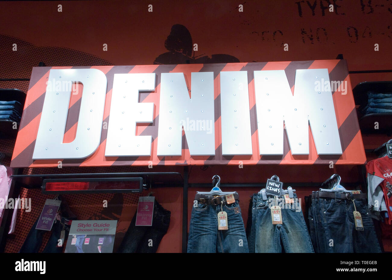 Childrens posters hi-res stock photography and images - Alamy