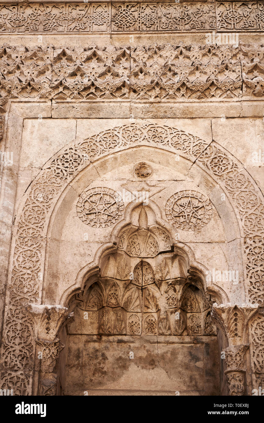 Muqarnas vault hi-res stock photography and images - Alamy