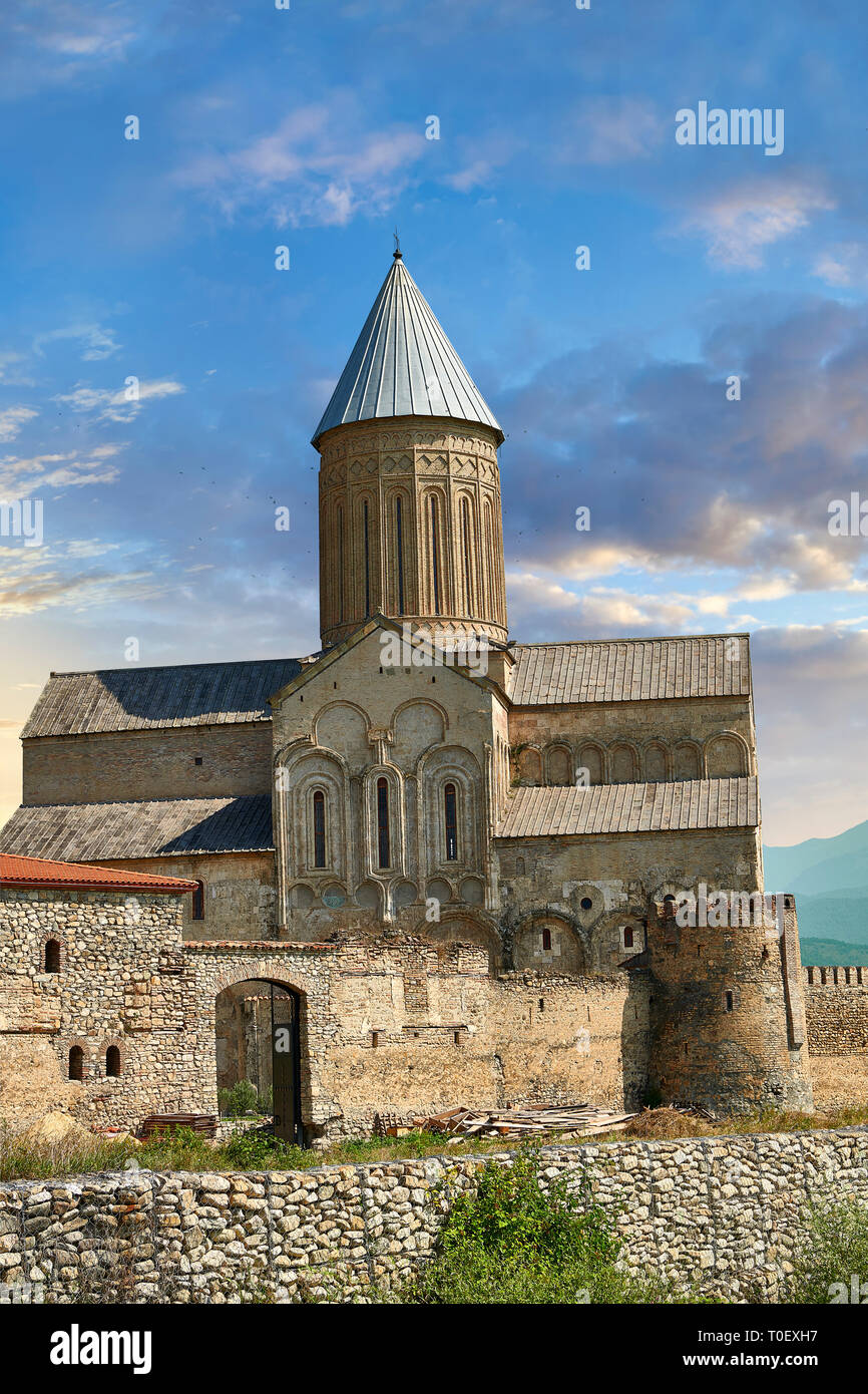 Pictures & images of the medieval Alaverdi St George Cathedral ...