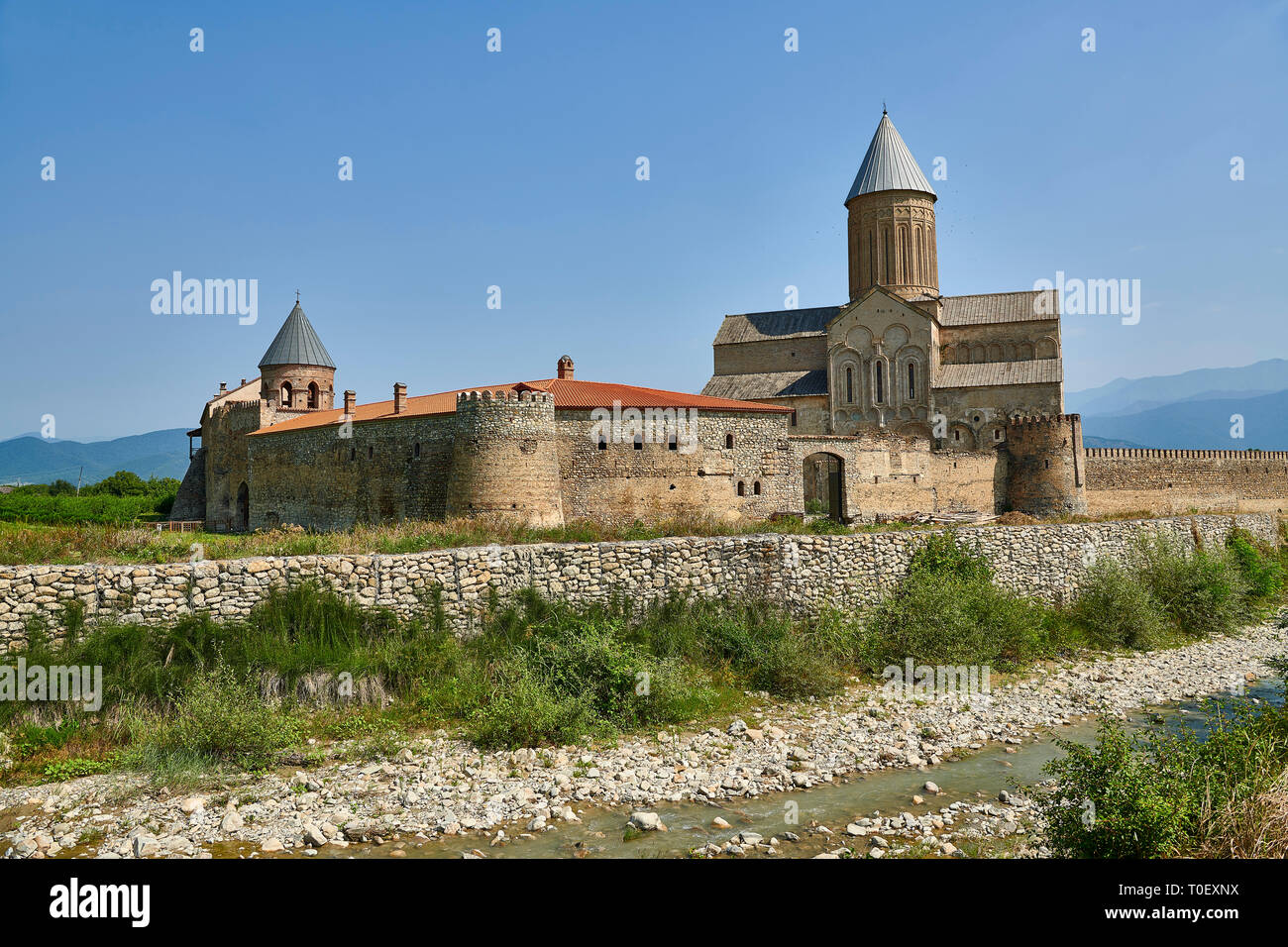 Pictures & images of the medieval Alaverdi St George Cathedral ...