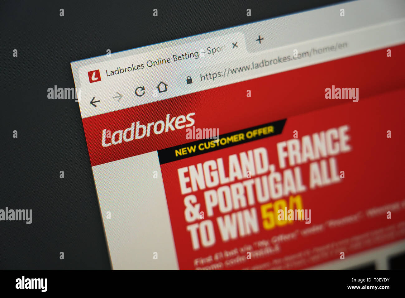 Ladbrokes screen hi-res stock photography and images - Alamy