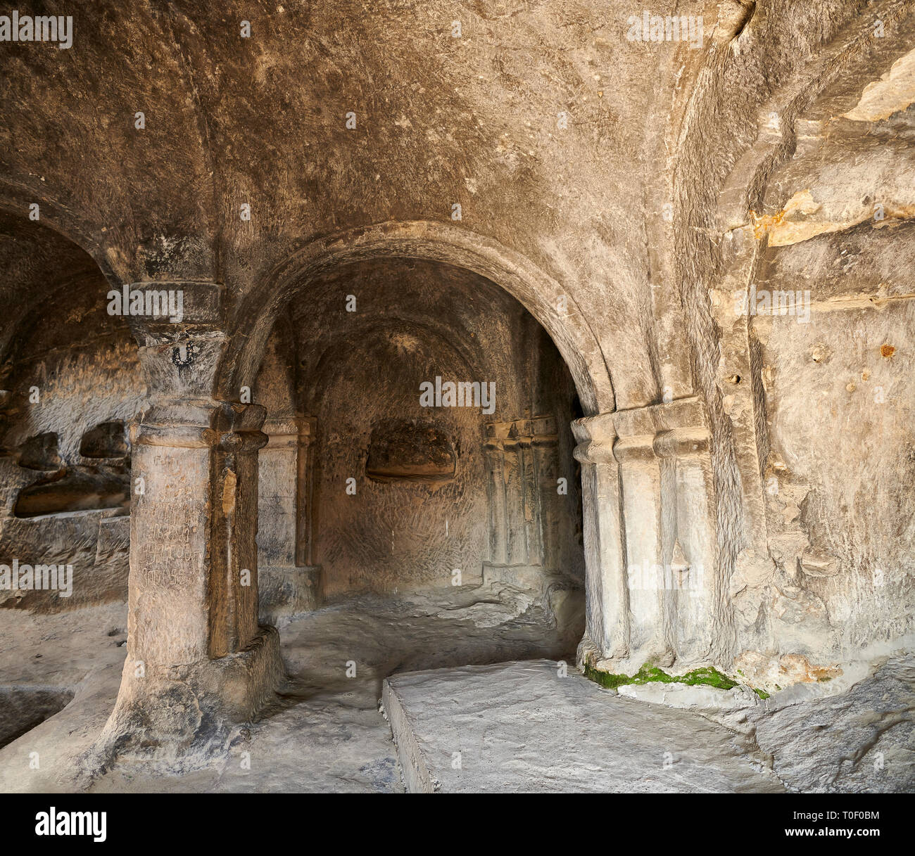 Pillar cave hi-res stock photography and images - Alamy
