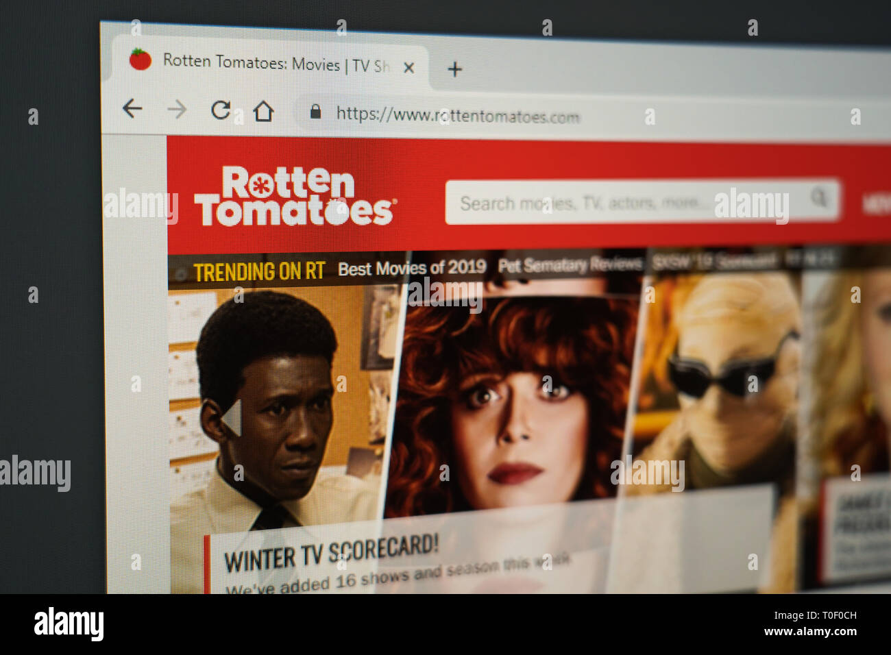 Rotten tomatoes screen shot hi-res stock photography and images - Alamy