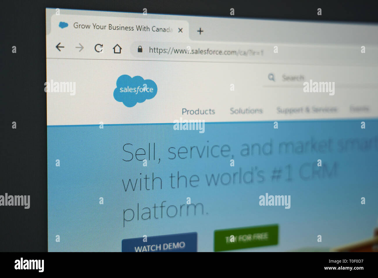 Salesforce com online hi-res stock photography and images - Alamy