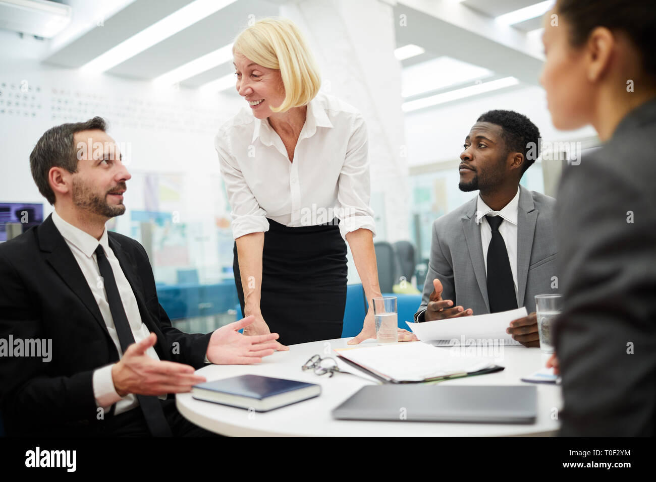 Executive board hi-res stock photography and images - Alamy