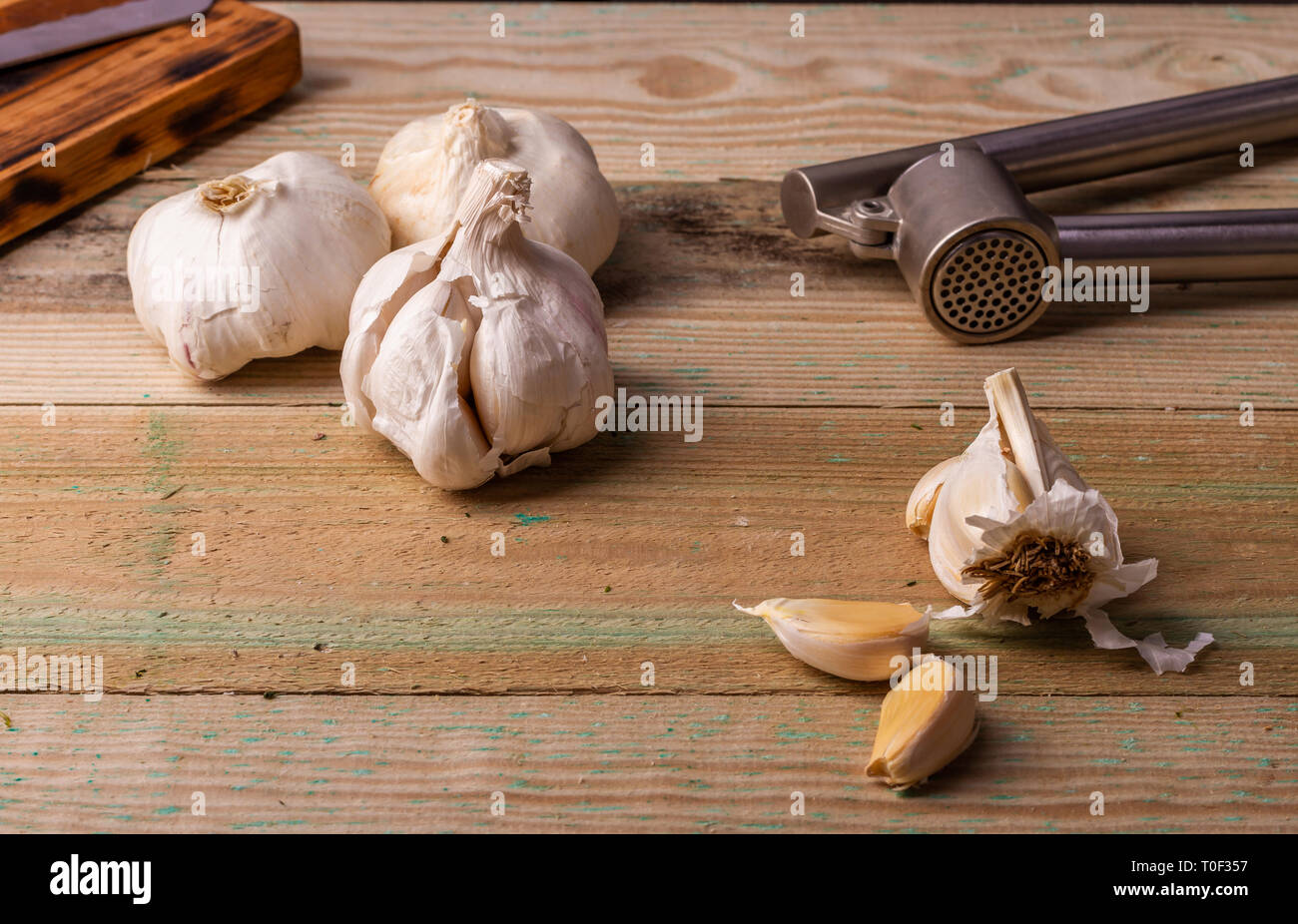 Garlic from own growing without artificial fertilizers, bio Stock Photo ...
