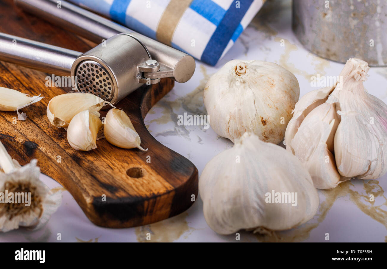 Garlic from own growing without artificial fertilizers, bio Stock Photo ...