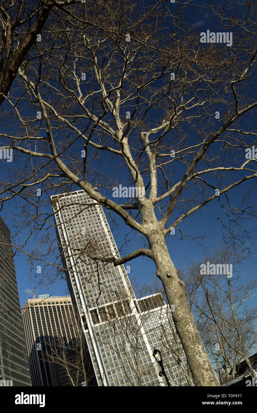 One financial place plaza hi-res stock photography and images - Alamy