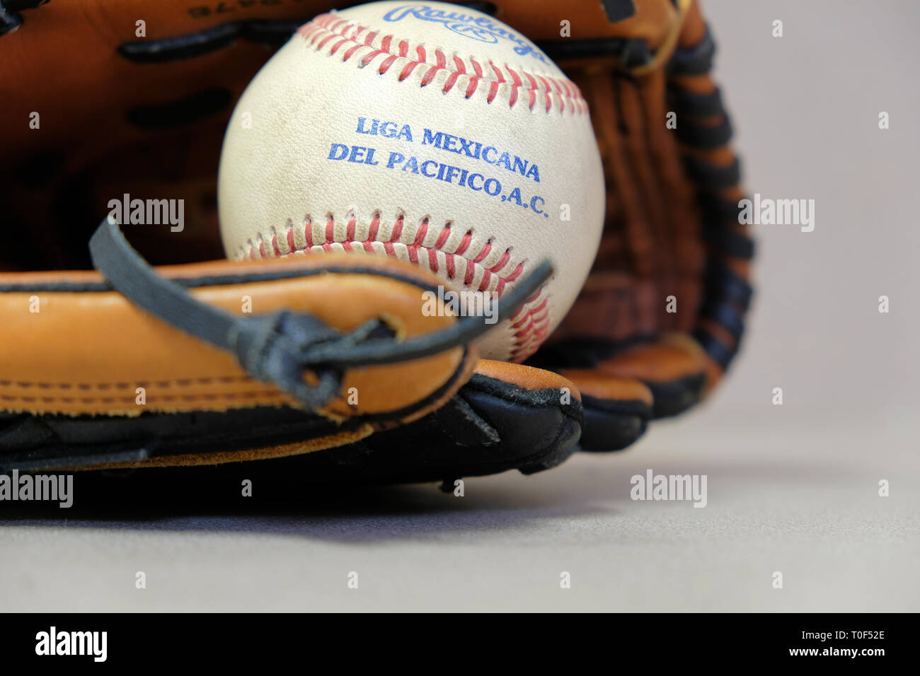 Mexican baseball hi-res stock photography and images - Alamy