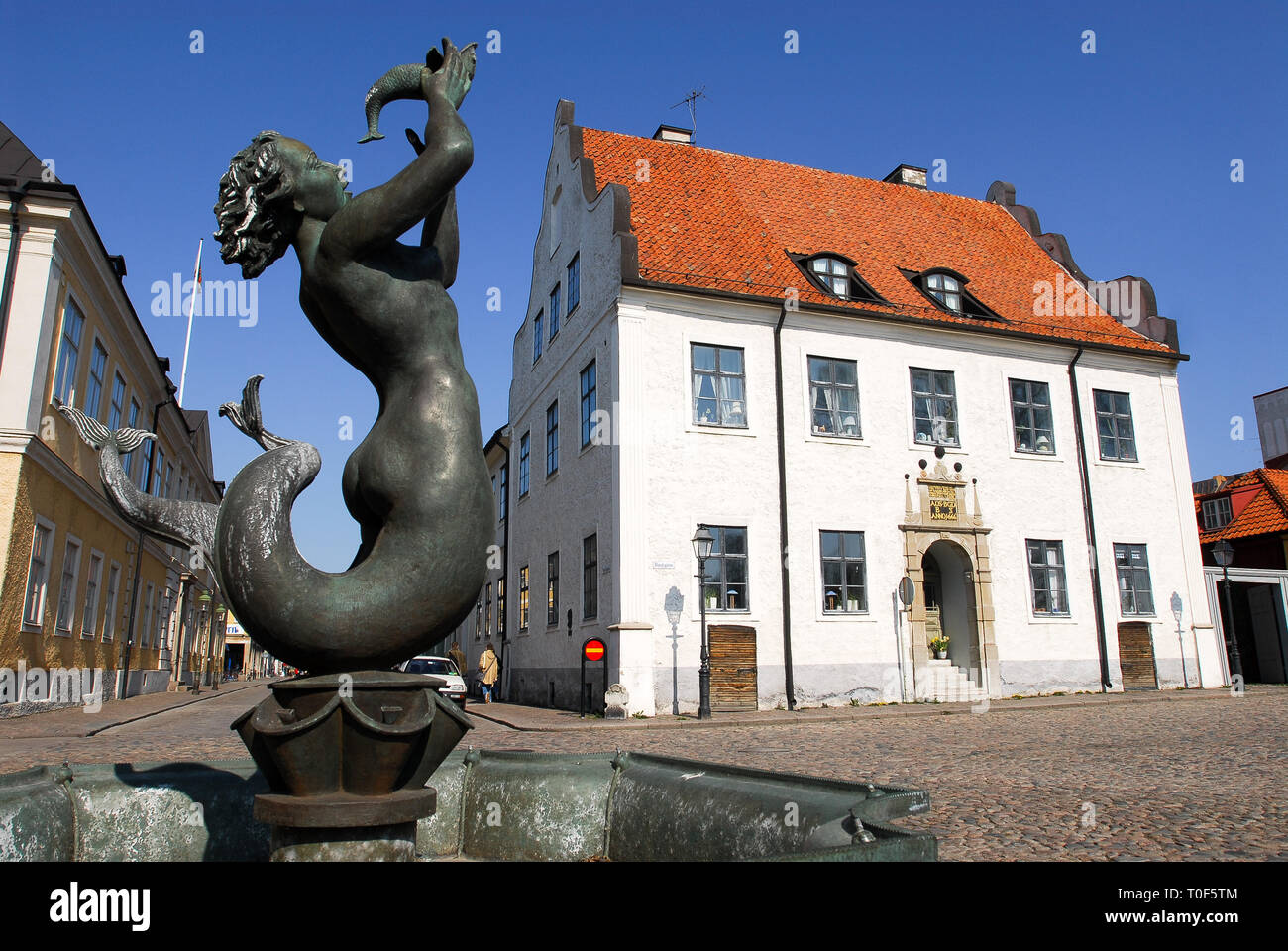 Ölandsgatan and Lilla Torget in historic centre of Kalmar, Kalmar ...