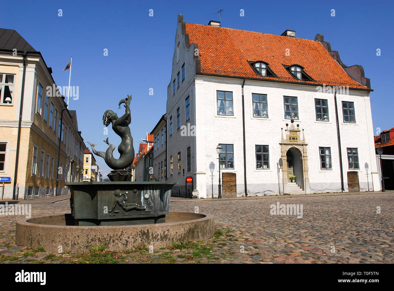 Ölandsgatan and Lilla Torget in historic centre of Kalmar, Kalmar ...