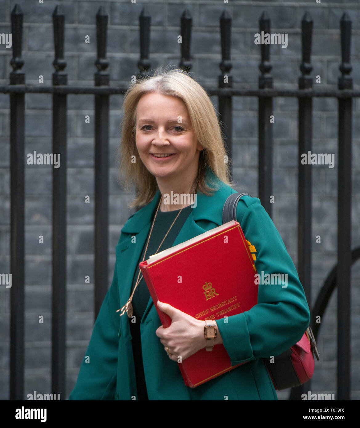 Liz truss 2019 hi-res stock photography and images - Alamy