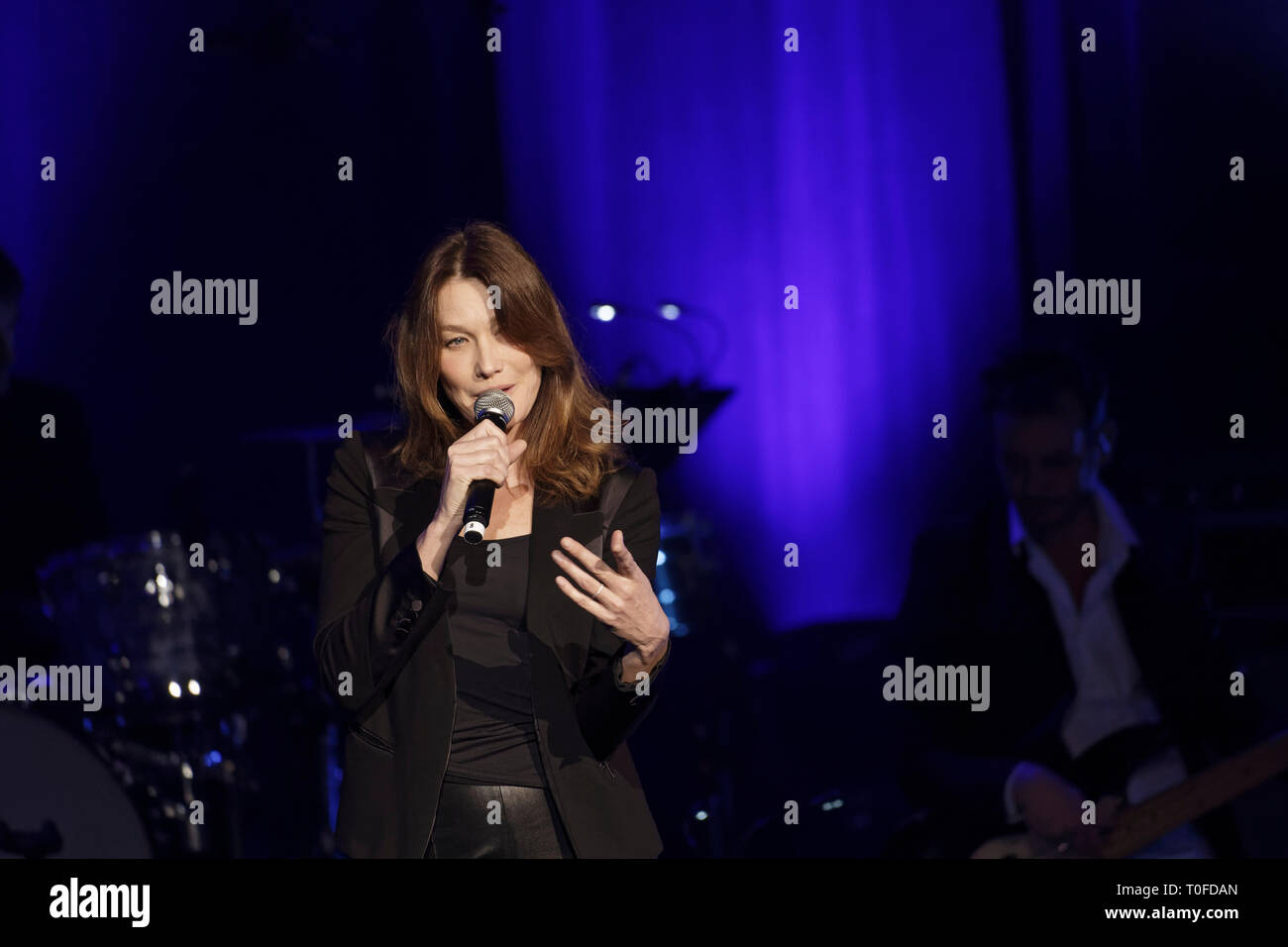 Carla bruni singer hi-res stock photography and images - Alamy
