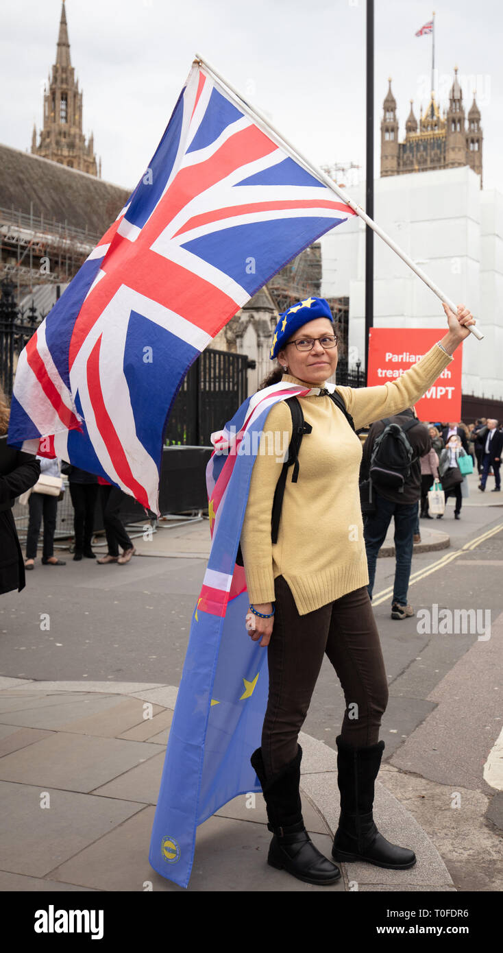 Full length union jack flag hi-res stock photography and images - Alamy