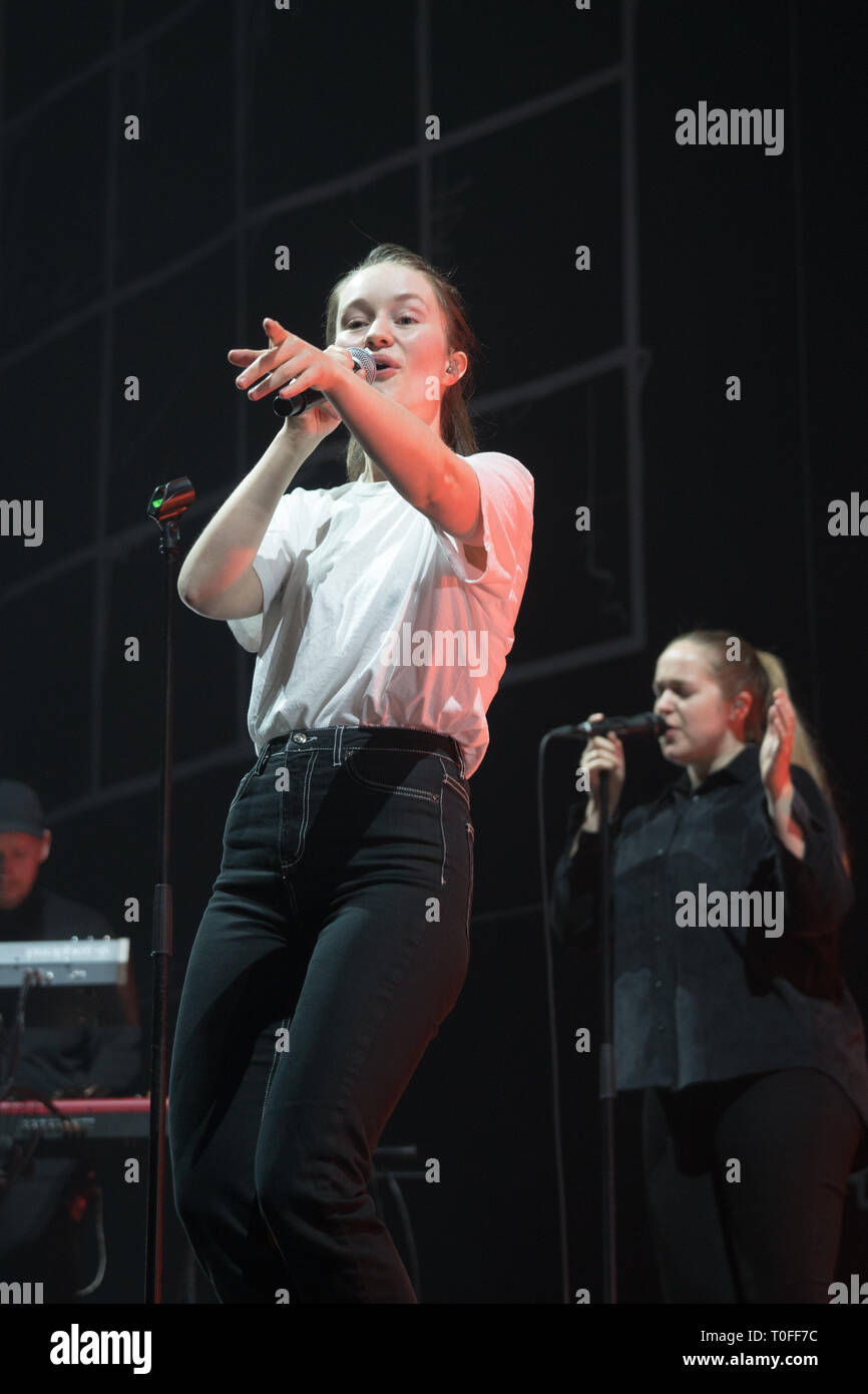 Sigrid Singer Stock Photos & Sigrid Singer Stock Images - Alamy