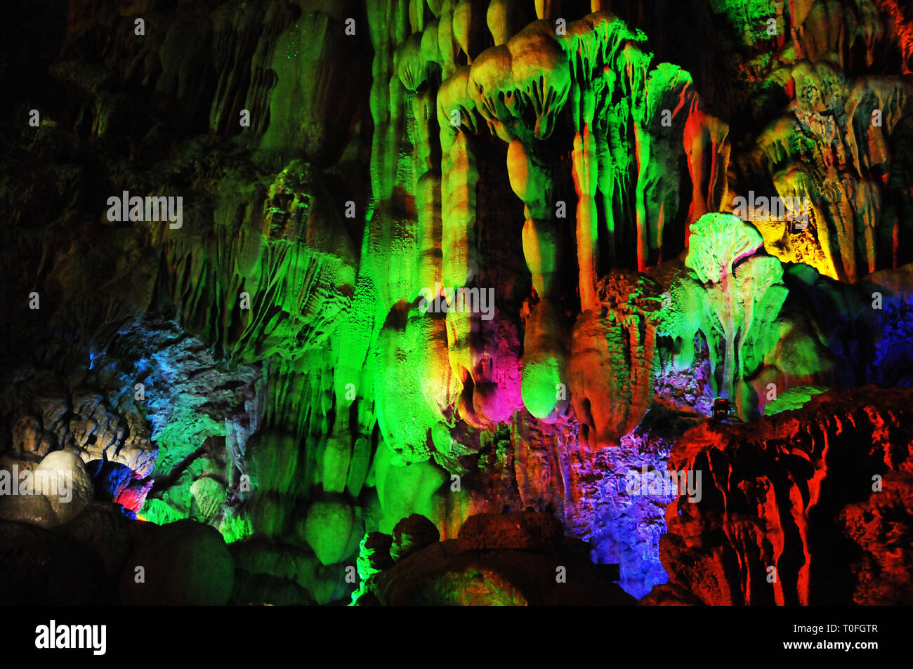 Guilin, Guilin, China. 20th Mar, 2019. Guilin, CHINA-The Reed Flute ...